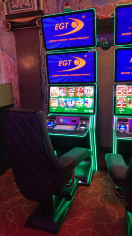 Slot machine EGT G32/32 VIP – Green general (2023) + VIP chair - PS ...