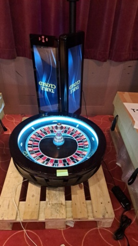 Roulette wheel & display, TCS John Huxley (2014) - PS Auction - We ...