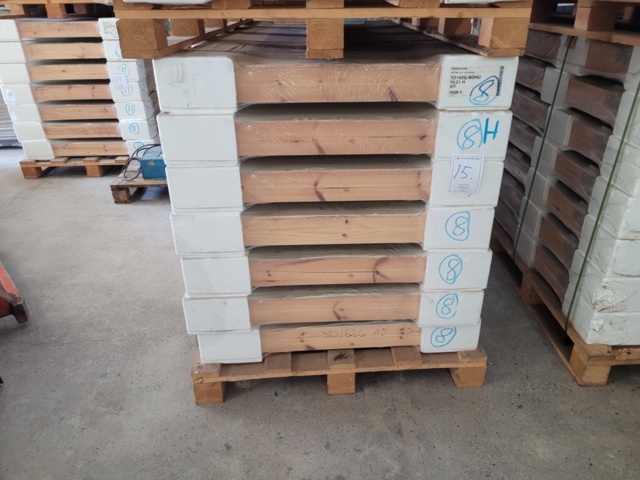 7 exterior doors - PS Auction - We value the future - Largest in net ...