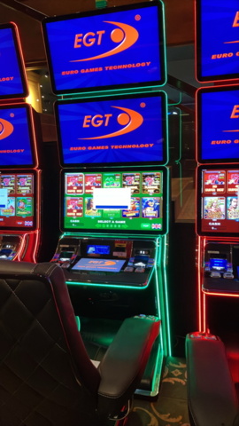 Slot machine EGT G32/32 VIP – Green general (2023) + VIP chair - PS ...
