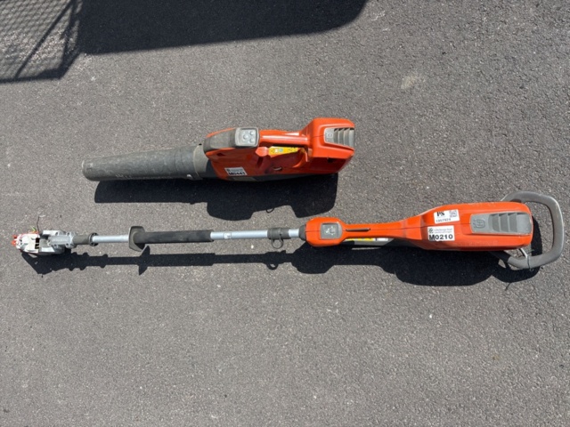 Garden machines - leaf blowers and combination tools - PS Auction - We ...