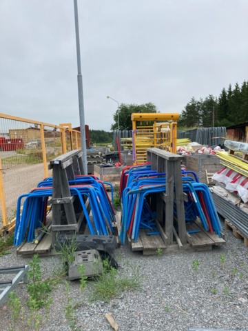 Lot with plaster casts - PS Auction - We value the future - Largest in ...