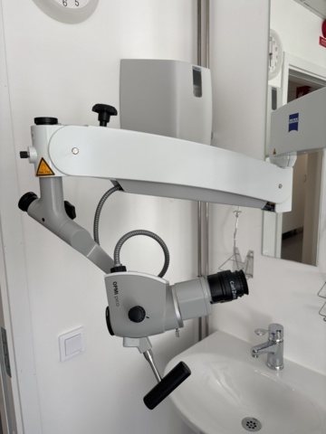 Mobile microscope - Carl Zeiss S100 OPMI Pico - PS Auction - We value ...