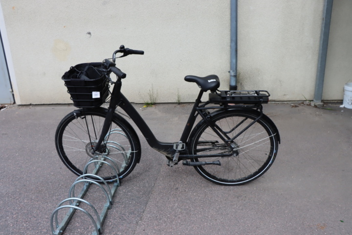 Electric Bike Crescent Elina 7-speed black - PS Auction - We value the ...