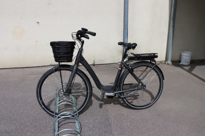 Electric Bike Crescent Elina 7-speed black - PS Auction - We value the ...