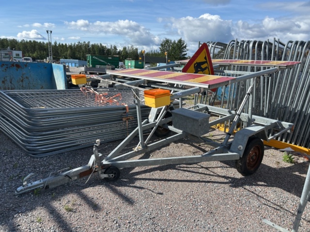 Road marking trailer - AB Blinkfyrar - PS Auction - We value the future ...