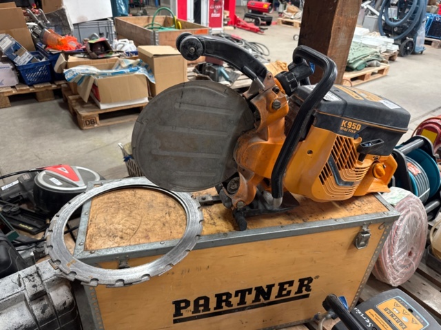Partner K 950 Active, with 2 blades - PS Auction - We value the future ...