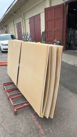 Masonite boards, 70 pcs, 240x120 cm - PS Auction - We value the future ...