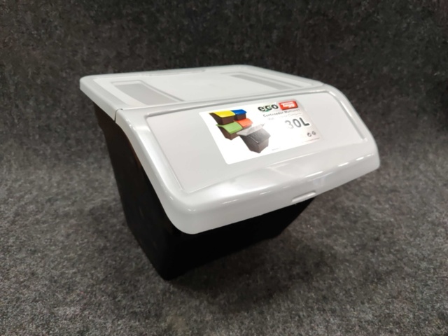 5 Tayg storage boxes, 30 liters each - PS Auction - We value the future ...