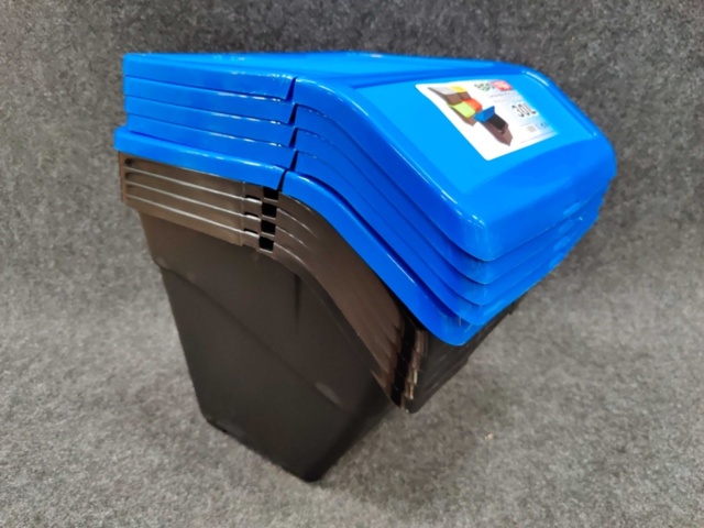 5 Tayg storage boxes, 30 liters each - PS Auction - We value the future ...