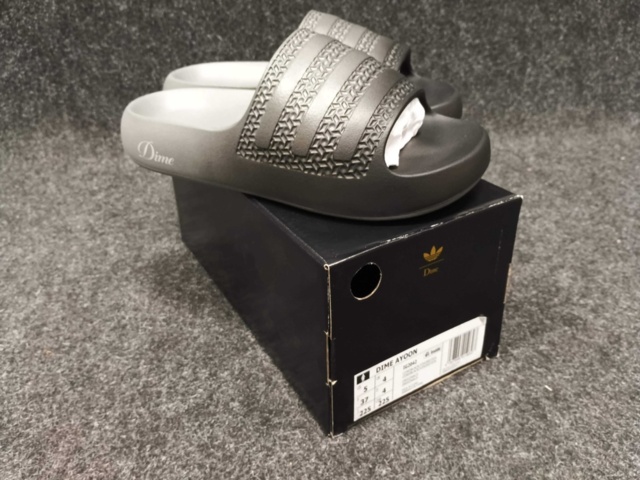 Slippers Adidas Dime Ayoon, Size 37 - PS Auction - We value the future ...