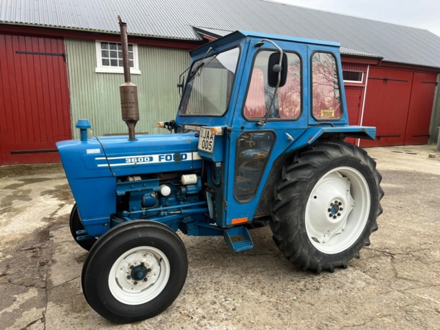Traktor Ford 3600 -1976 - Auktioner online - Nätauktioner & Konkursauktioner | PS Auction