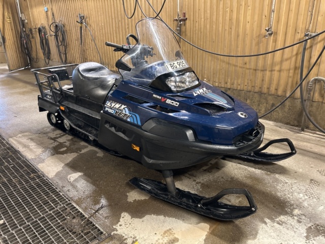 Snowmobile Lynx Yeti Pro V-800 -2007 - PS Auction - We value the future ...
