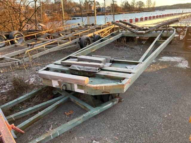 Boat cradle/pick-up trolley - PS Auction - We value the future ...