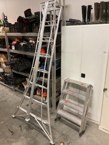Japanese pruning ladder & step ladders - PS Auction - We value the ...