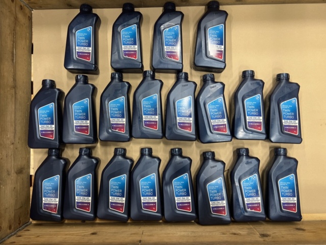 Engine oil original BMW TwinPower Turbo SAE 0W-30 - PS Auction - We ...
