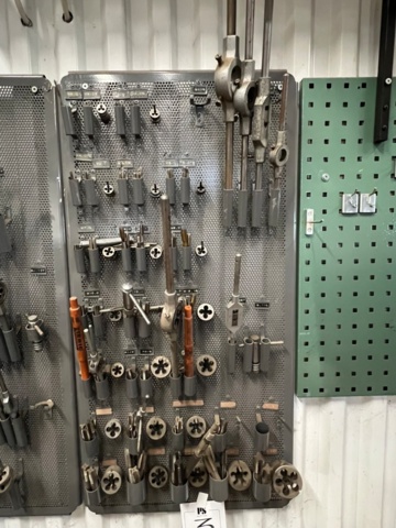 Tool board with thread cutting - PS Auction - We value the future ...