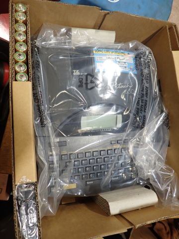 Labeling machine - Brother P-Touch 550 - PS Auction - We value the ...