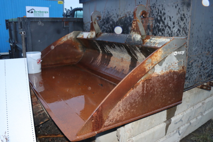 Norje grading bucket, large BM attachment - PS Auction - We value the ...