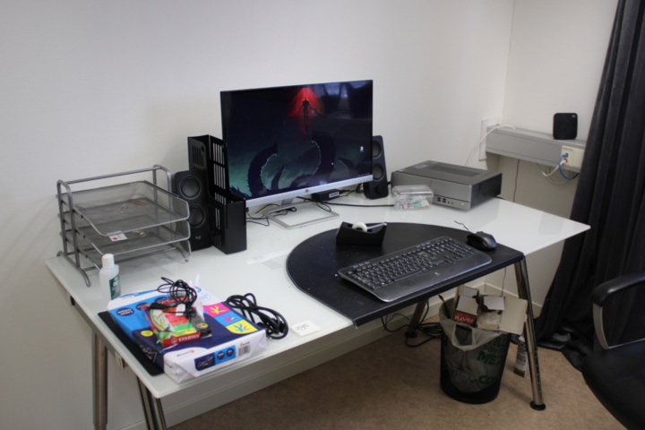 Glass desk, desktop computer, refrigerator - PS Auction - We value the ...