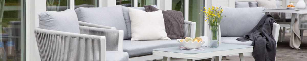 Möbeloutlet från Venture Design - Auktioner online - Nätauktioner ...