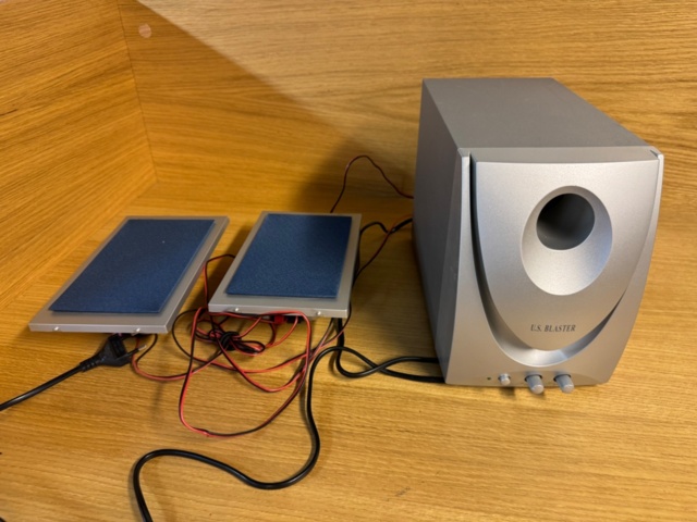 Speaker System - US Blaster 3D Subwoofer System - PS Auction - We value ...